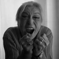 Tiyatrocu Lale Oraloğlu öldü - Son Dakika Haberleri