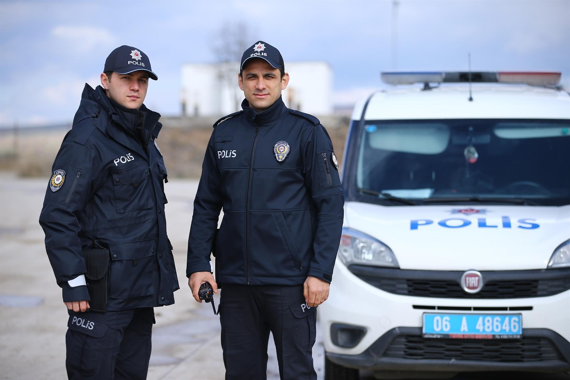 İşte polisin yeni kıyafetleri - Son Dakika Haberleri İnternet