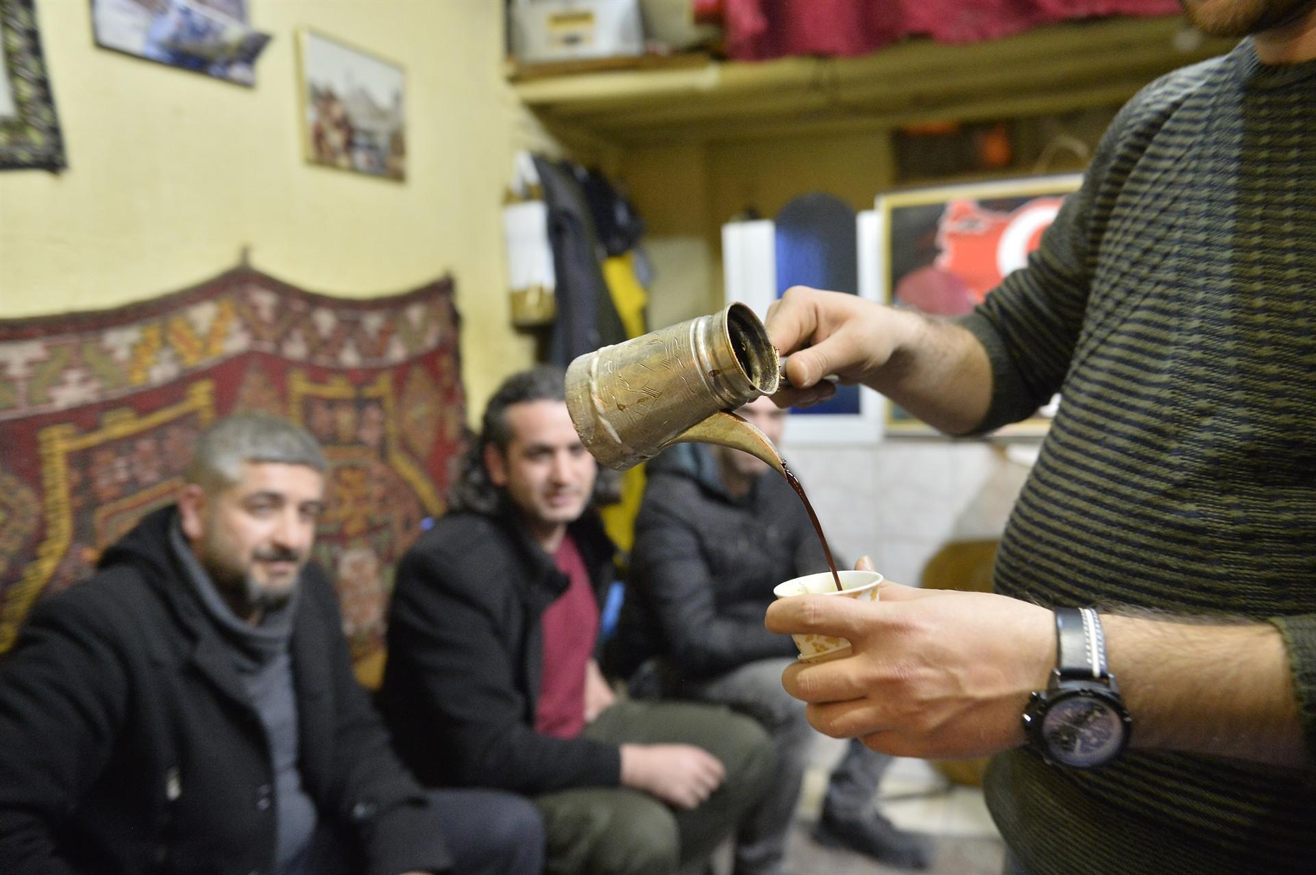 Yapımı 3 saat sürüyor, tadan bir daha vazgeçemiyor: Mırra - (13/14)