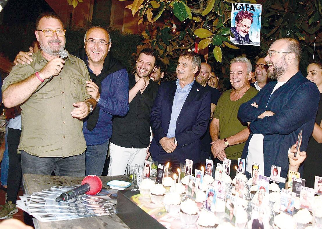 Kafa 5 yaşında - Magazin Haberleri