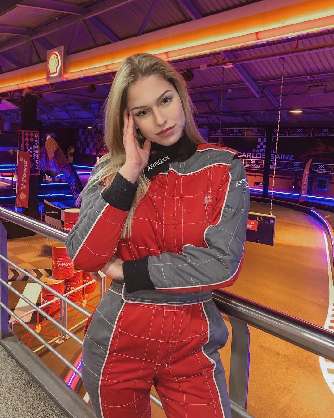 Neymar'ın gizemli sevgilisi: Noa Saez - Son Dakika Spor Haberleri