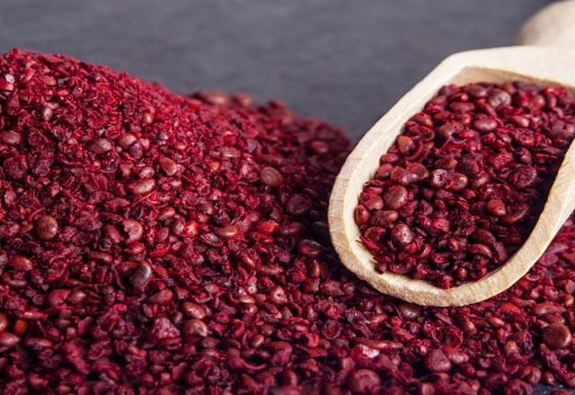 Sumak faydaları ile konuluşuyor! Sumak nedir nasıl kullanılır ve ...