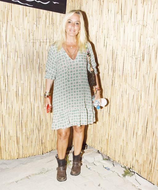 Sinan Engin'den Elif Engin'e mezuniyet kutlaması... Ezgi Eyüboğlu ...