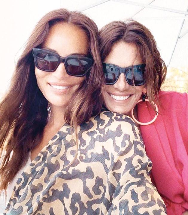 Adnan Aksoy, Güzide Duran ve Aksoy'un eski eşi Jülide Bernardini doğum ...