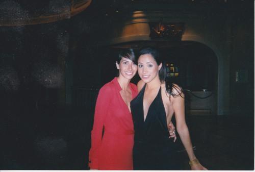 Kapısının önünde hatıra fotoğrafı çektirdiği sarayı üç yılda darmadağın ...