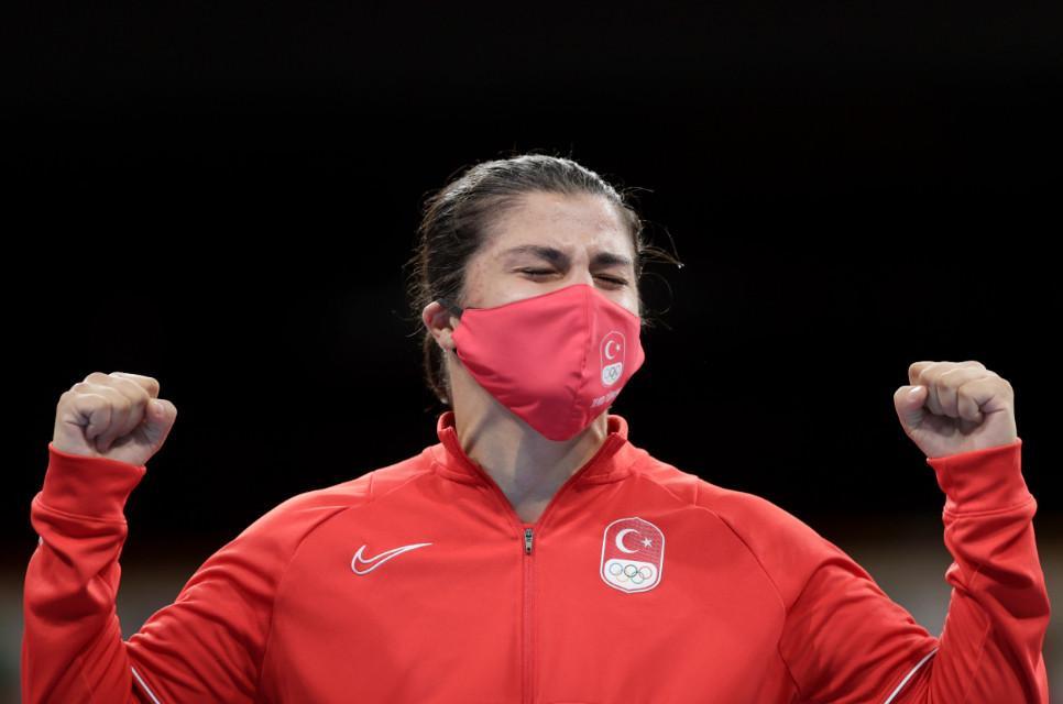 Son Dakika: Busenaz Sürmeneli ve Buse Naz Çakıroğlu Tokyo 2020'de tarih ...