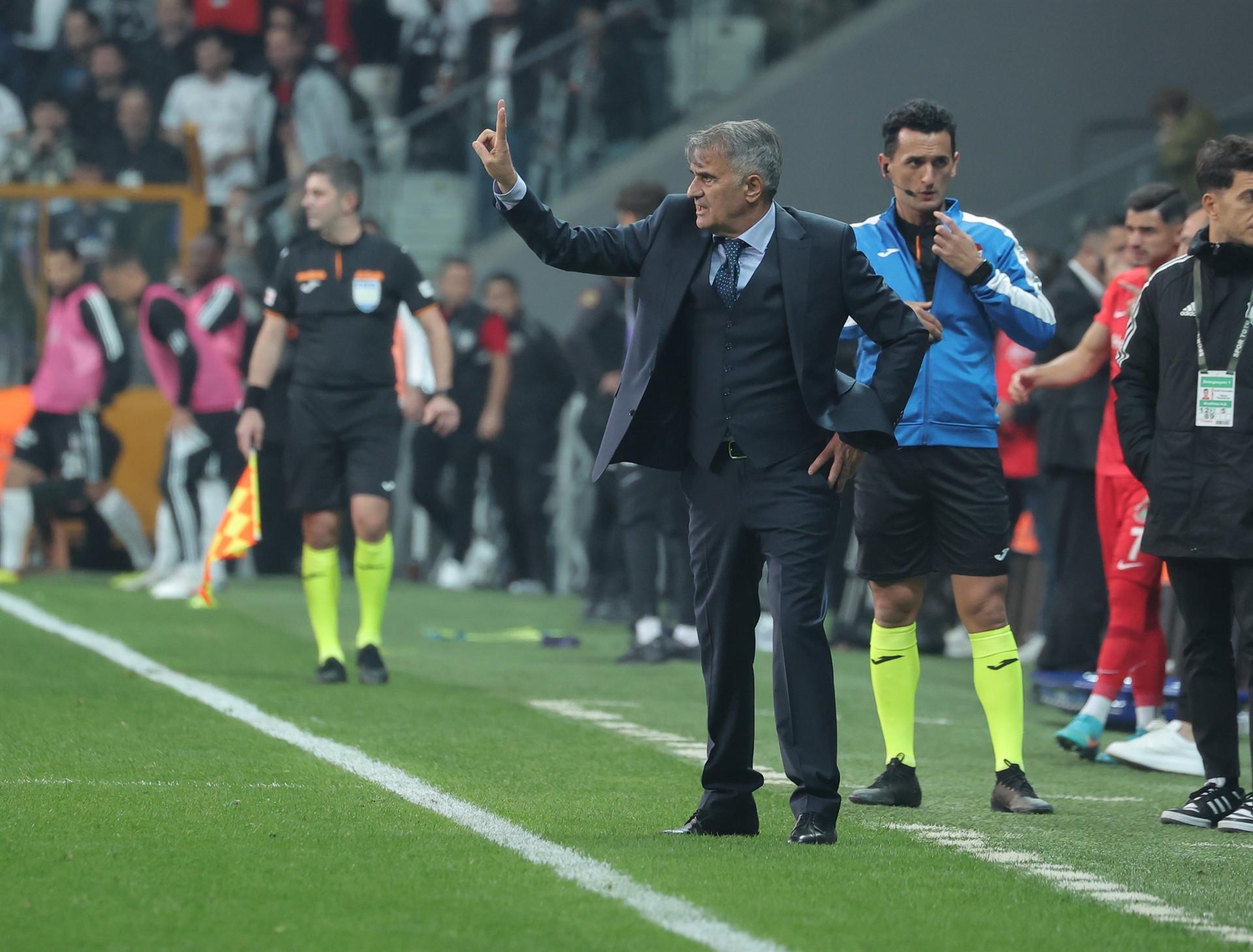 Ümraniyespor-Beşiktaş maçından en özel fotoğraflar! - Son Dakika Spor ...