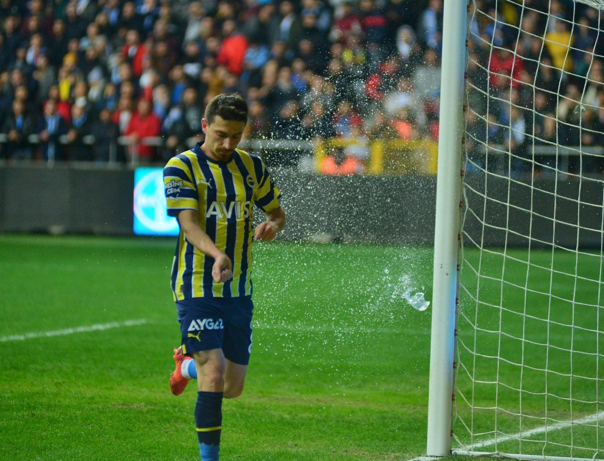 Adana Demirspor-Fenerbahçe maçından en özel fotoğraflar! - Son Dakika ...