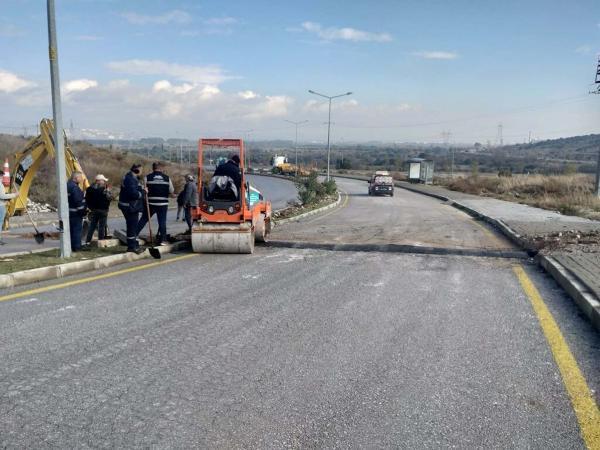 Manisa Haberleri - Manisa’da 3 bin 200 kilometrelik yol ağında yama bakımı yapıldı - Son Dakika ...