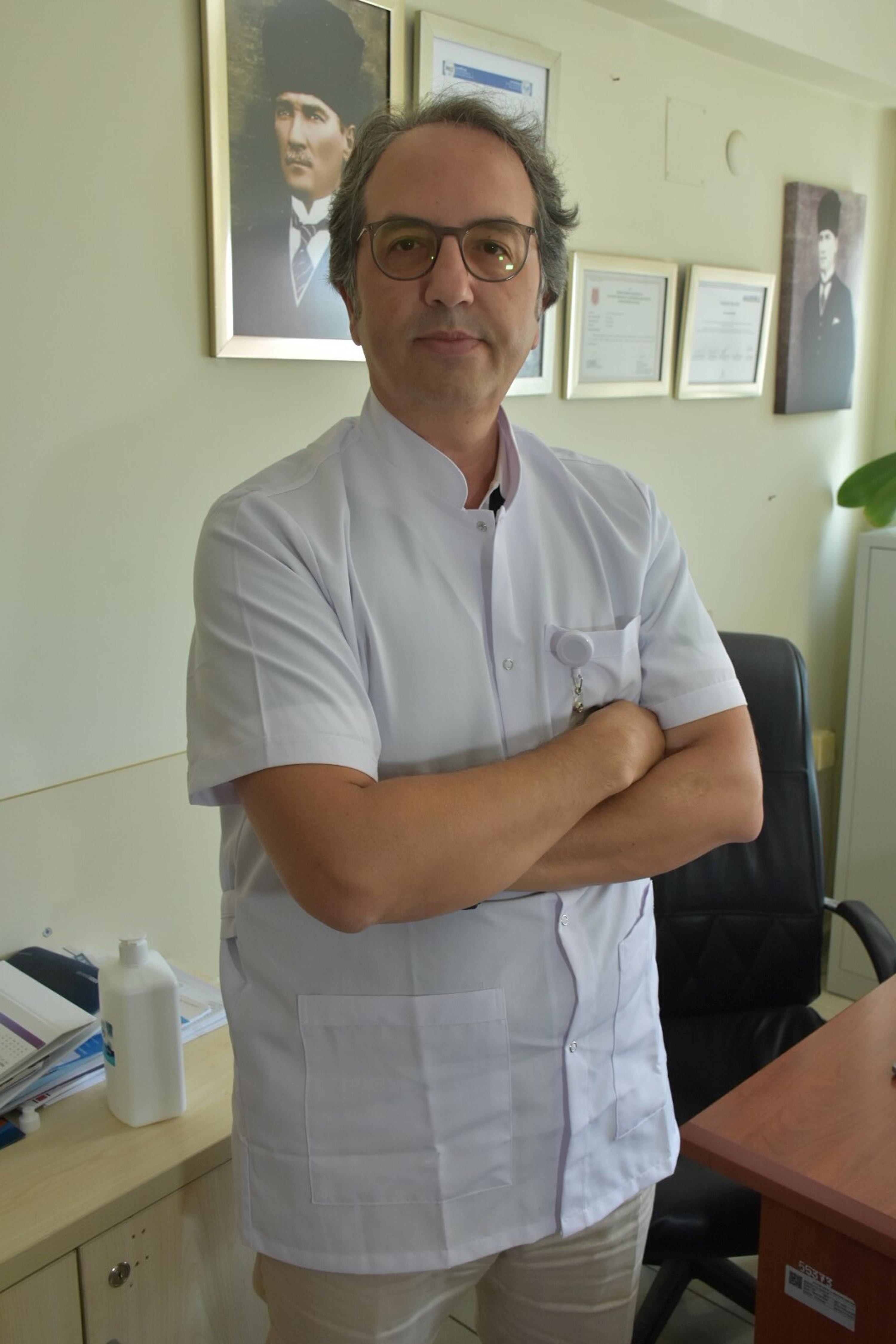 İzmir Haberleri - Prof. Dr. Alper Şener: Yaranıza basacağınız herhangi ...