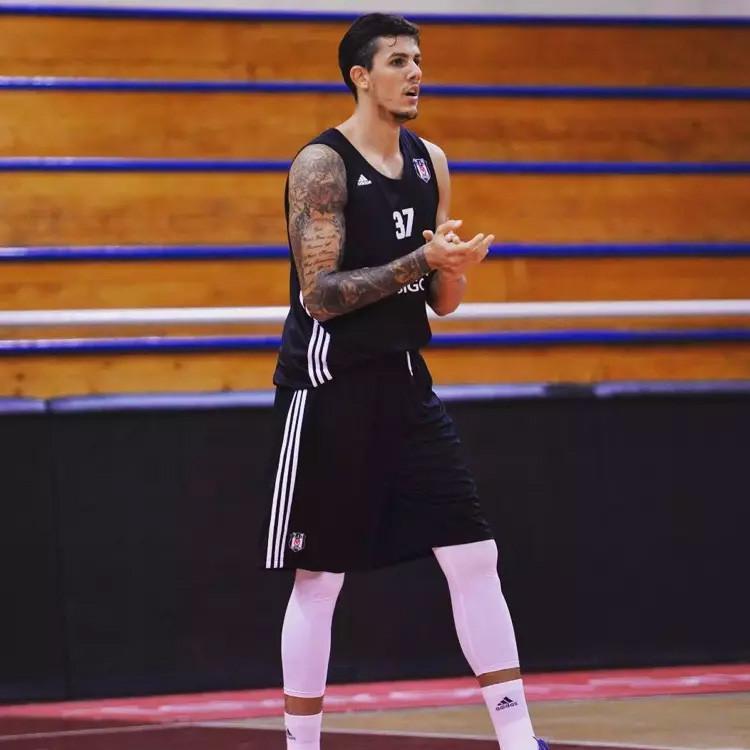 İlkan Karaman kimdir, kaç yaşındaydı, neden vefat etti? Milli ...