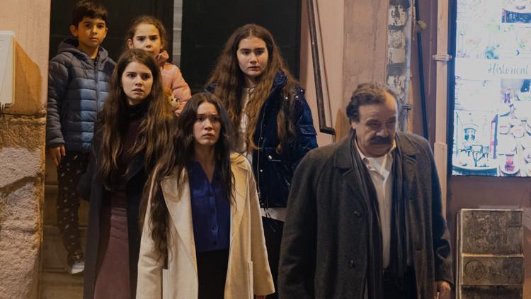 Sahipsizler bu akşam (1 Ocak) var mı, yok mu? Sahipsizler neden yok, bitti mi, yeni bölüm ne ...