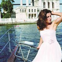 Monica Molina at İş Sanat stage