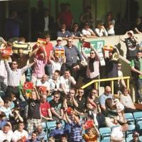 Turkish flags not allowed in Millwall vs Leeds game - Turkish News