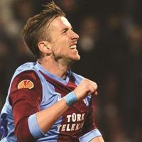 Galatasaray, Trabzon turn attention to lea - Turkish News