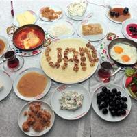 Van breakfast prepares for Guinness record