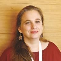 AYLİN ÖNEY TAN