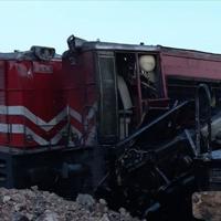 2 killed, 3 wounded in Malatya train crash - Türkiye News