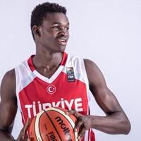 Adem Bona chooses UCLA Bruins to shoot hoops - Turkish News