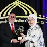 First lady receives Muslim Women Achievements Award - Türkiye News