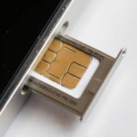 Philippines signs SIM card registration law - Latest News
