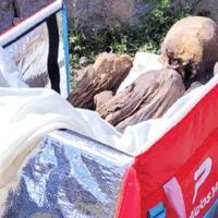 Peru police find pre-Hispanic mummy in a cooler bag