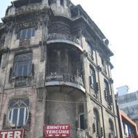 119-year-old commercial building in disrepair - Türkiye News