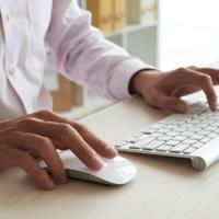 Typing and mouse clicks could detect office stress