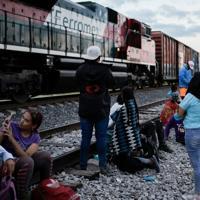 Mexico cargo trains halted after migrant deaths - Latest News