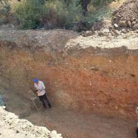 Researchers dig trench near active fault line in İzmir - Türkiye News