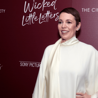 I'd be paid more if I was Oliver, actress says