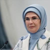 First lady appreciates Palestinian woman’s efforts on providing clean ...