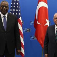 Turkish, US defense chiefs discuss Syria, regional defense - Türkiye News