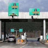 High-speed driving at fast pass toll booths sparks concerns - Türkiye News