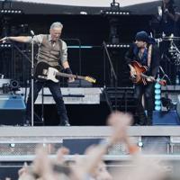 Bruce Springsteen's Berlin concert echoes with history