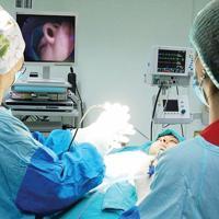 Beauty obsession drives surge in aesthetic addictions: Expert - Türkiye ...