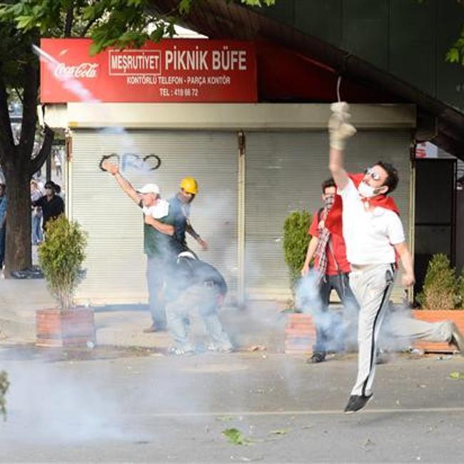 Protests turn Ankara into battleground