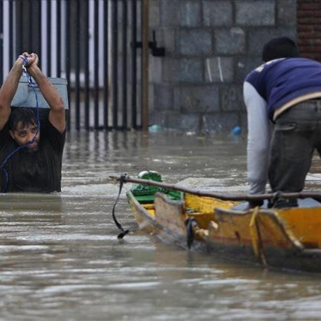 Thousands Trapped In Deadly Indian Kashmir Floods