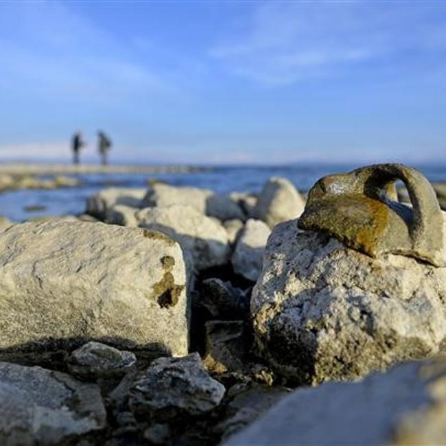 Drought in Lake Van exposes long-submerged Ottoman structures