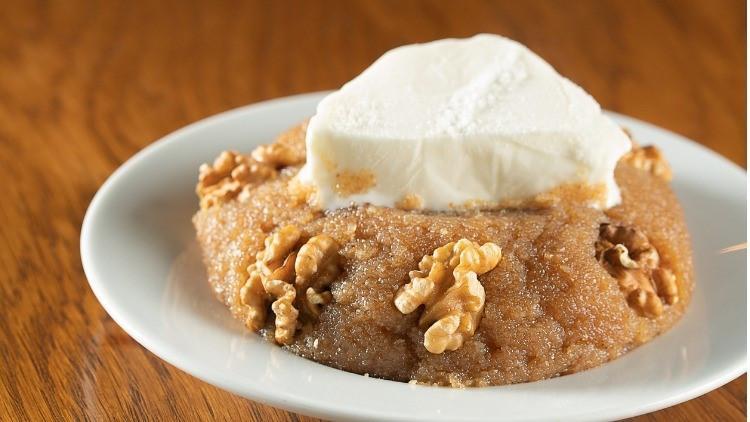 KANDİL HELVASI TARİFİ (TAM KIVAMINDA) || Sütlü, sütsüz irmik helvası ...