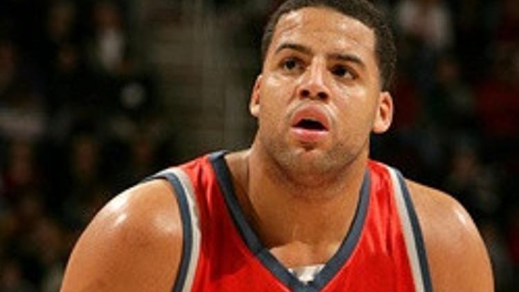 Sean May sezonu kapattı - Spor Haberleri / Basketbol