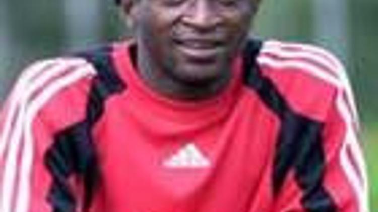 Youla açtı ağzını yumdu gözünü