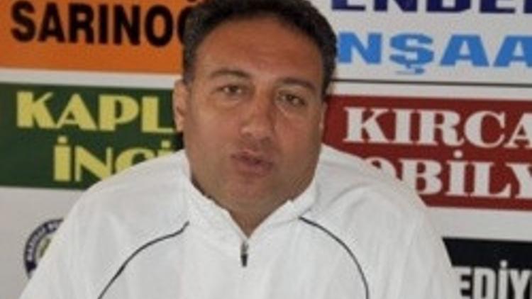 Nazilli Mustafa Ceviz ile sözleşme yeniledi - Futbol Haberleri