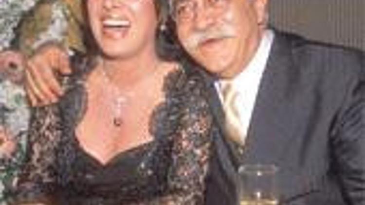 Levent Kırca ile Oya Başar boşandı - Magazin Haberleri