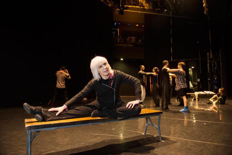 Modern dansa adanmış bir hayat: Beyhan Murphy | Ayşe ARMAN Köşe Yazısı ...