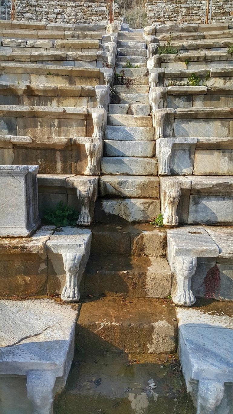 Bir Ana Tanrıça şehri: Metropolis