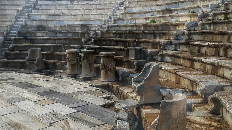 Bir Ana Tanrıça şehri: Metropolis