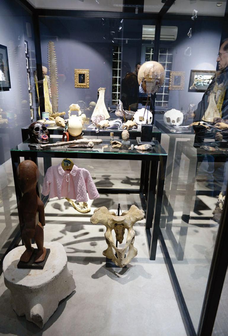 İlk sergi - Magazin Haberleri