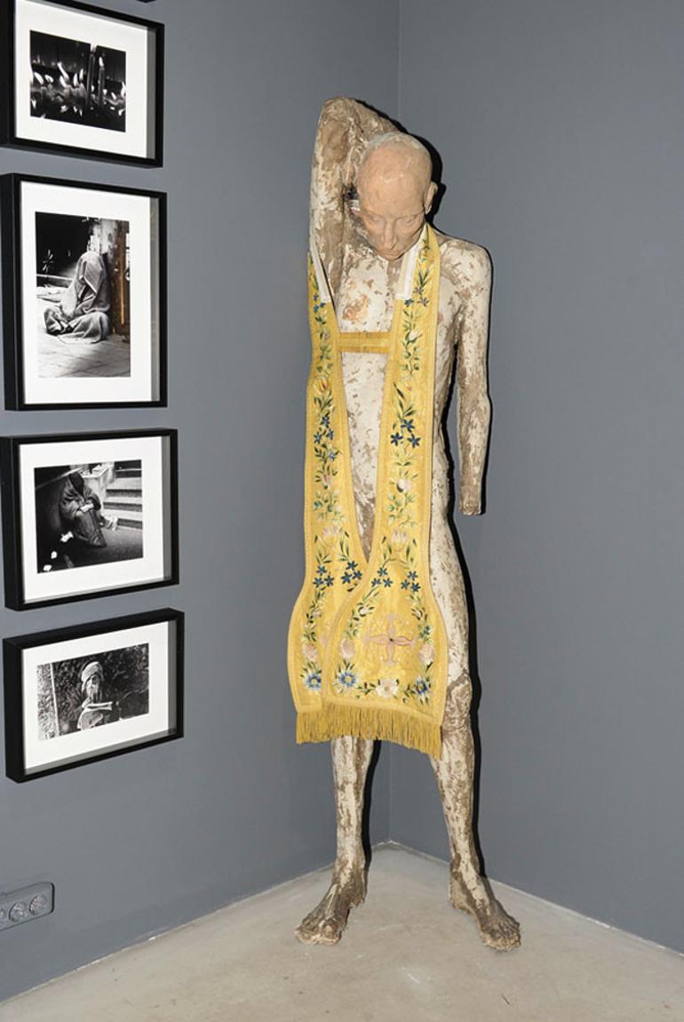 İlk sergi - Magazin Haberleri