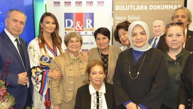 İlk imza günü - Keyif Haberleri